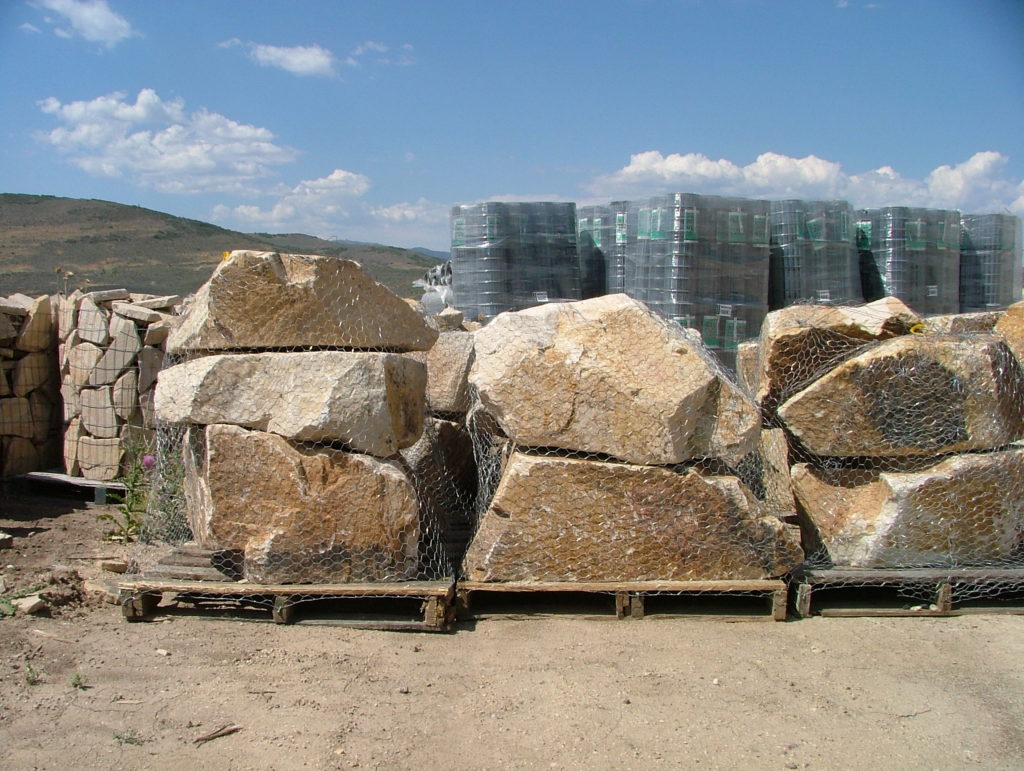 Mountain Valley Architectural Boulders - Delta Stone Products