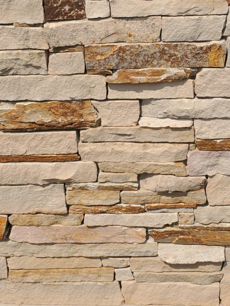 Column #82; Mountain Valley / Klondike Sandstone - Delta Stone Products